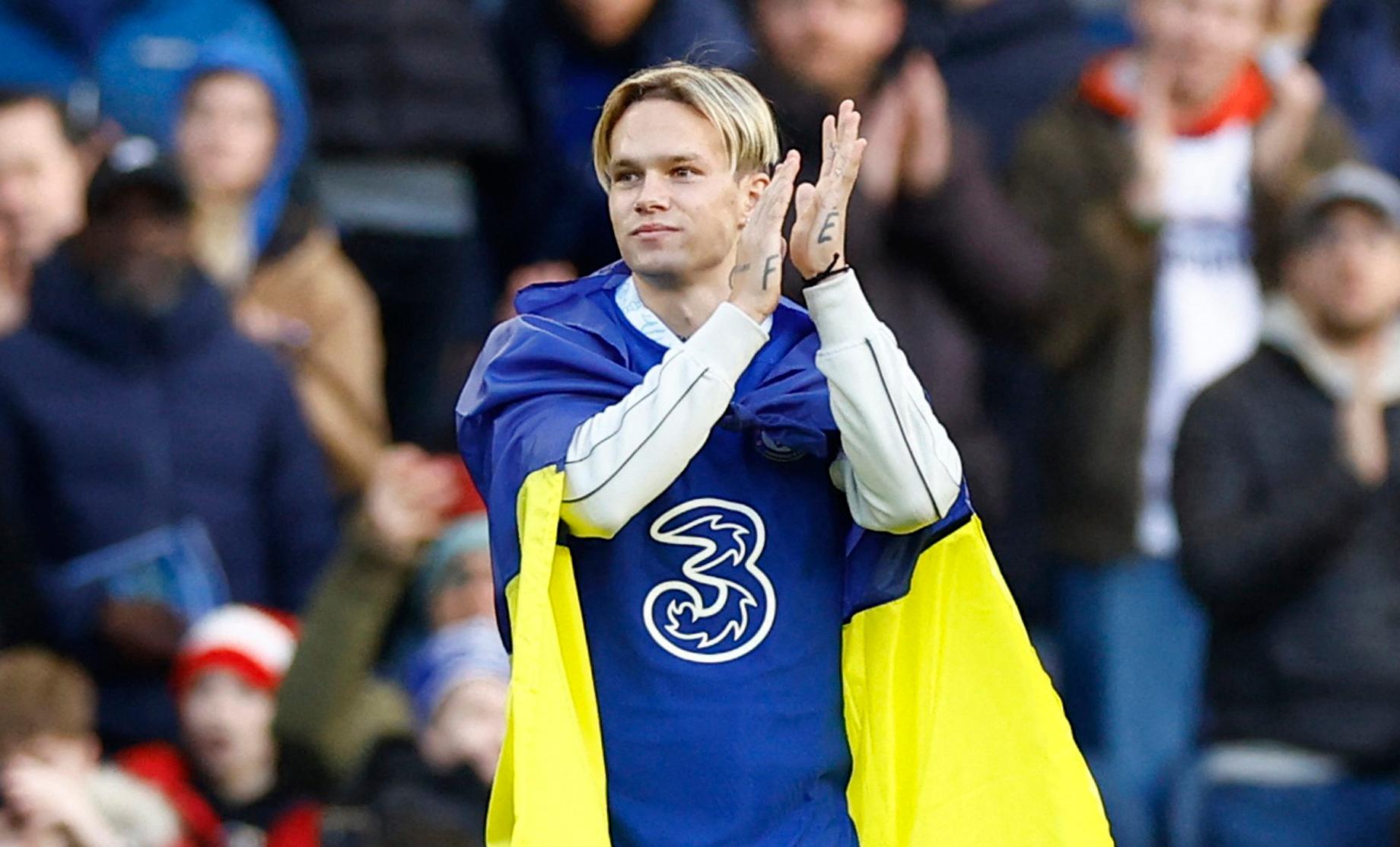 តើមូលហេតុអ្វីបានជា Chelsea ហ៊ានចាយជាង១០០លានដុល្លារទិញ Mykhailo Mudryk ...