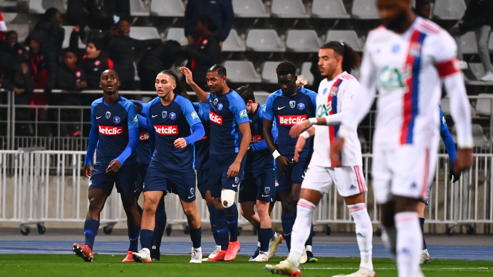 Lyon និង Paris FC ជ្រុះចេញពី Coupe de France ...